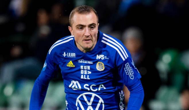 Dennis Olsson: "Jag är frisk och tillgänglig" - Fotbolltransfers.com